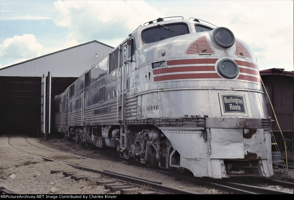 CB&Q E5A 9911A Nebraska Zephyr Engine